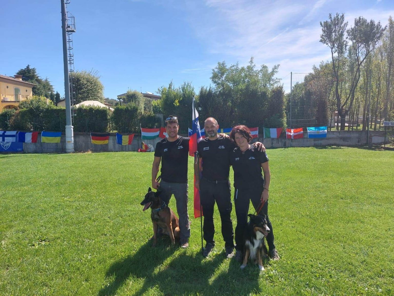 Slovenci na FCI Svetovnem prvenstvu v reševanju v Italiji - Moj Pes